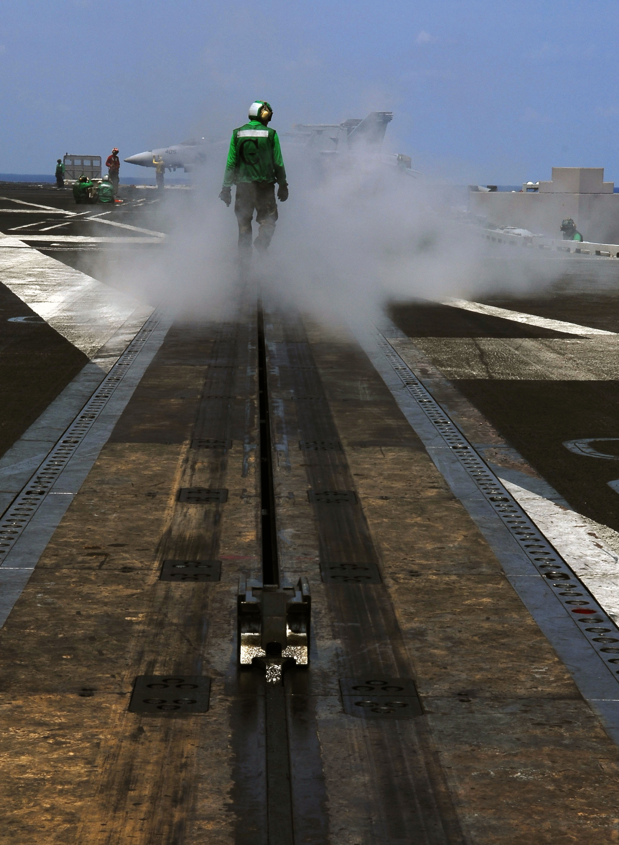 How Aircraft Carriers Launch and Recover Jets | Military Machine