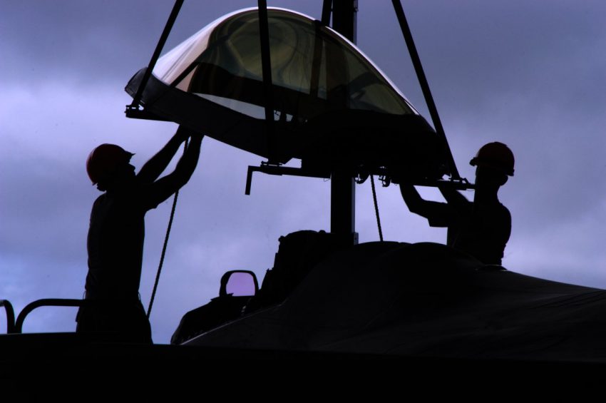 F-22 Raptor Facts: 30 Things To Know - Military Machine