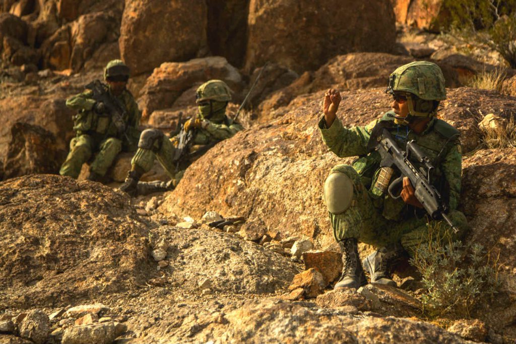 Captivating Images Of Armed Forces Around The World | Military Machine