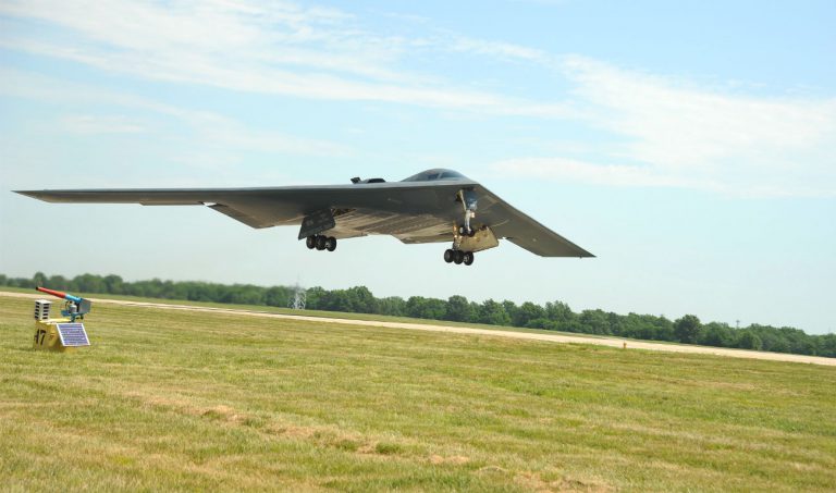 Captivating Images Of The B-2 Spirit | American Heavy Penetration ...