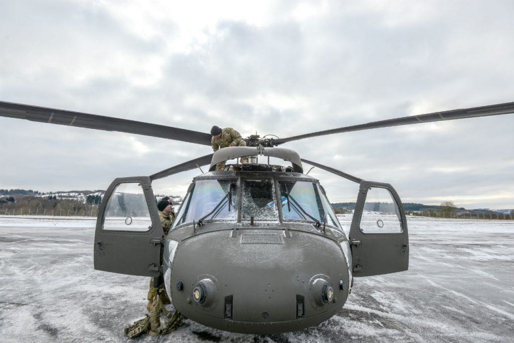 Remarkable Images Of The UH-60 Black Hawk | Military Machine