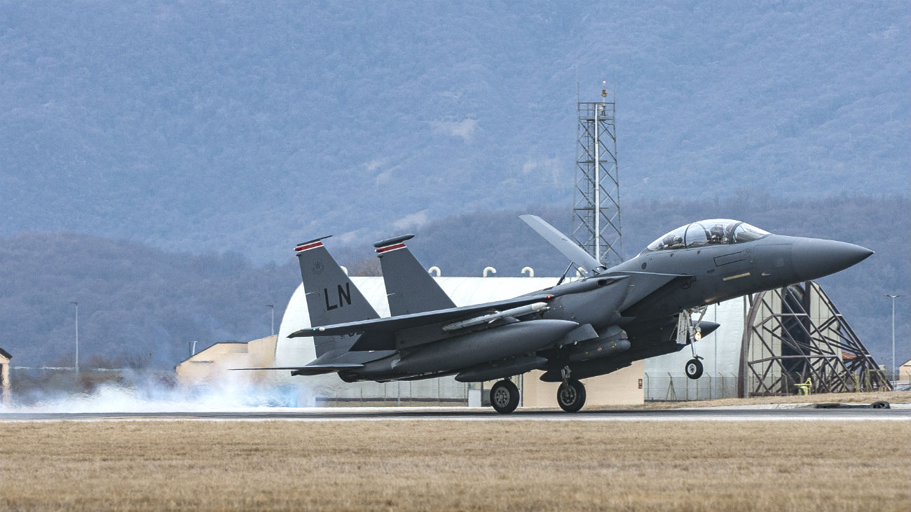F-15 Eagle jet take off | Military Machine