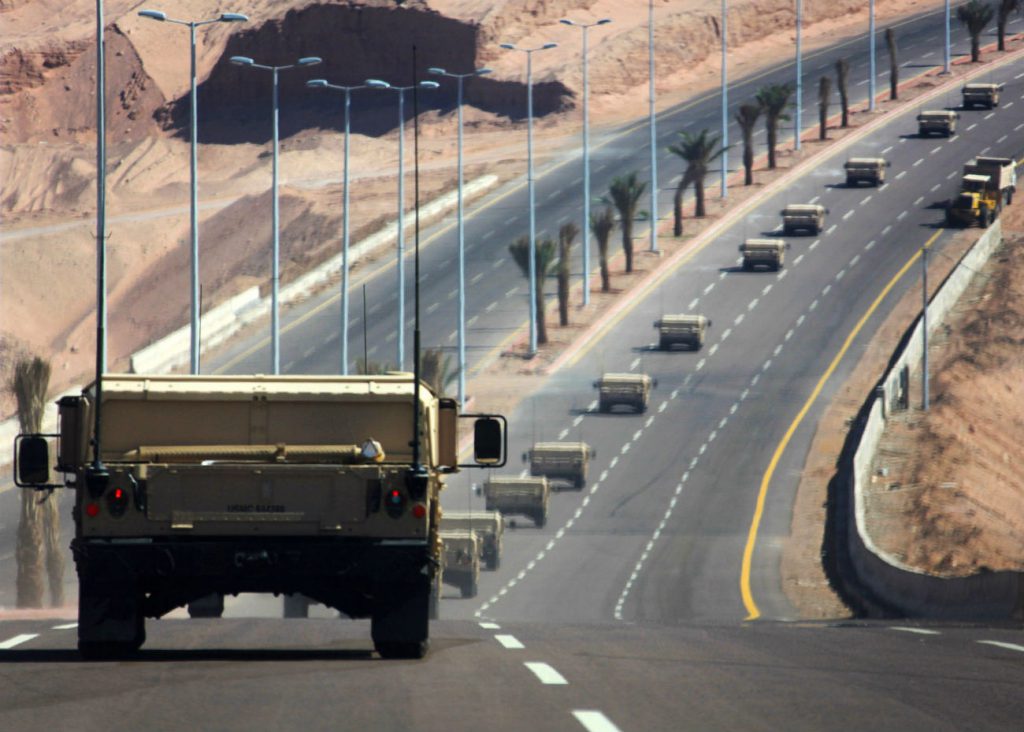 Powerful Images Of Humvees | Military Machine