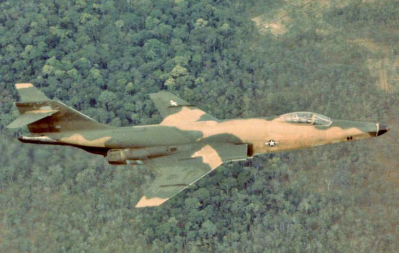 McDonnell F-101 Voodoo Fighter - Military Machine