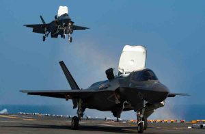 Differences Between F-22 and F-35 - Military Machine